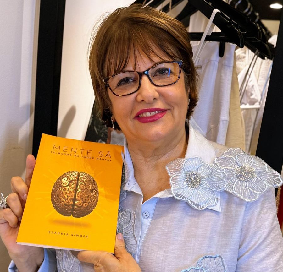 Psicóloga Claudia Simões lança livro “MENTE SÃ, cuidando da saúde ...